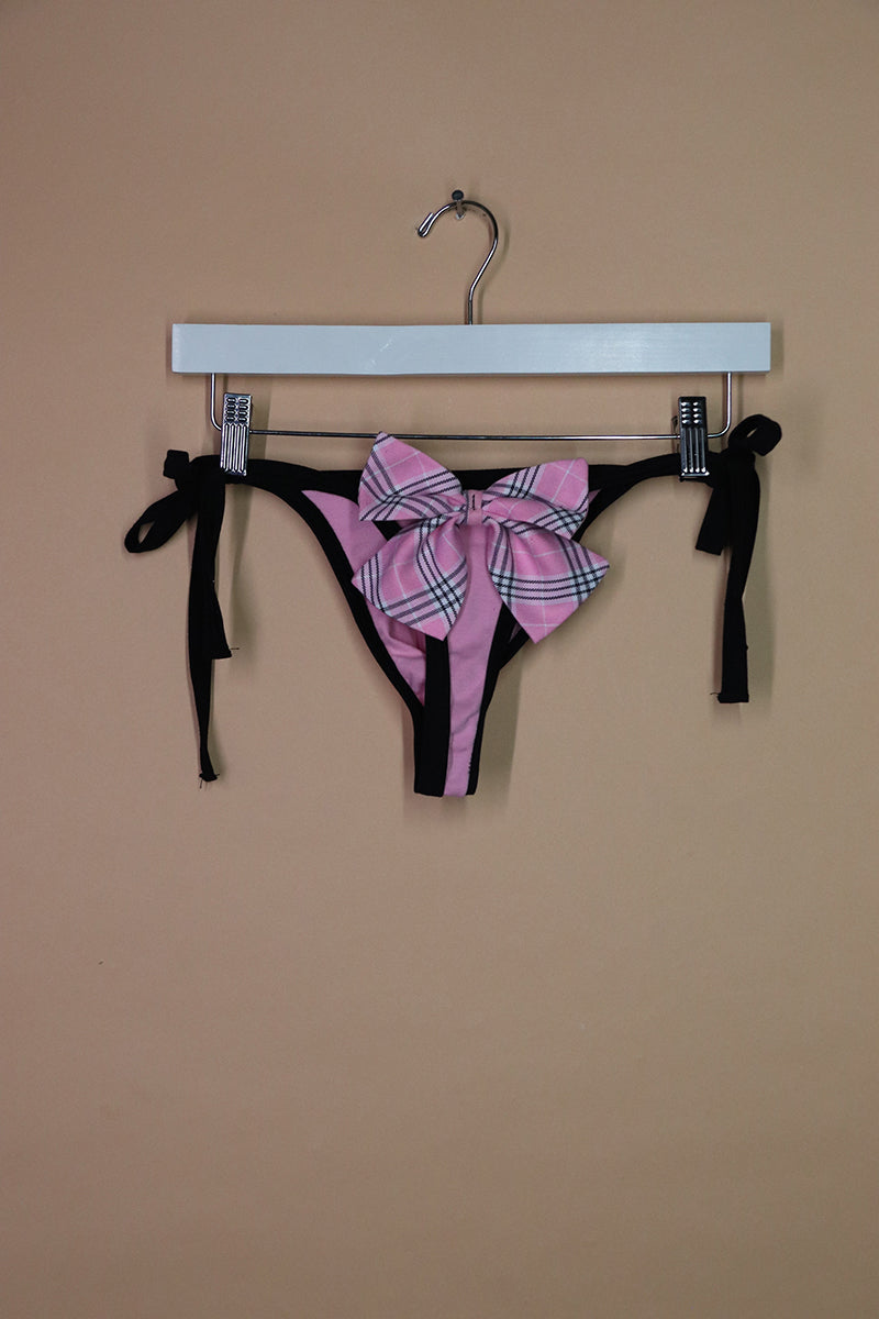 Sample#02436- Pink Bow String Thong-M – Marek+Richard